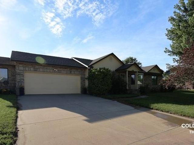 1740 Andover Dr, Garden City, KS 67846
