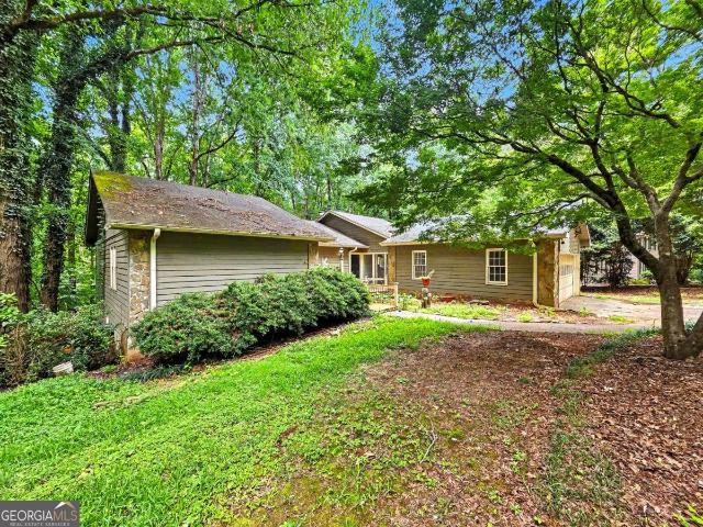 1740 Deer Run Drive SW
