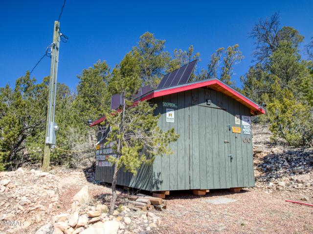 1740 Eskimo Lane