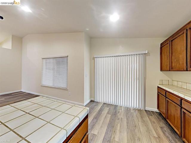 1740 Gateway Dr