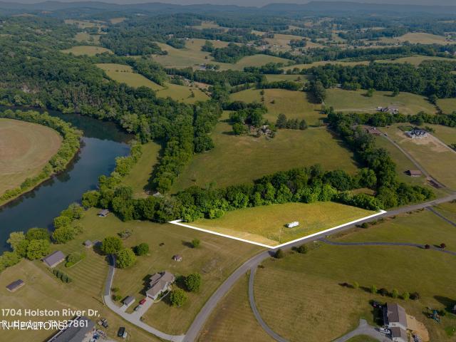 1740 Holston River Drive