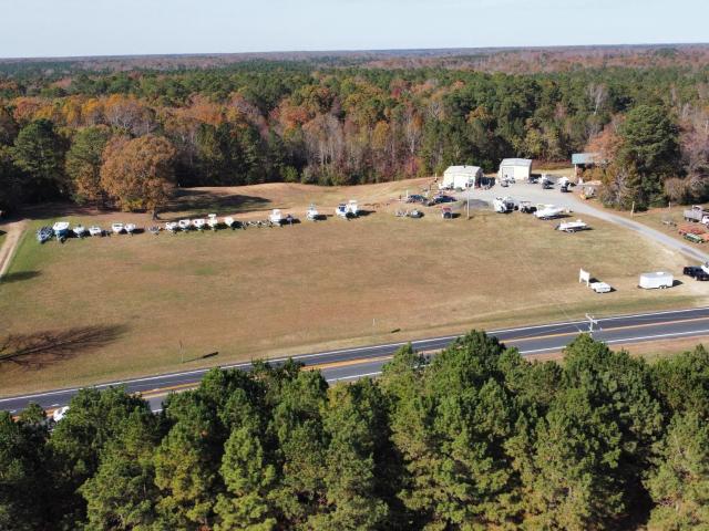 1740 Irvington Rd, Weems, VA 22576 | MLS #VALV2000