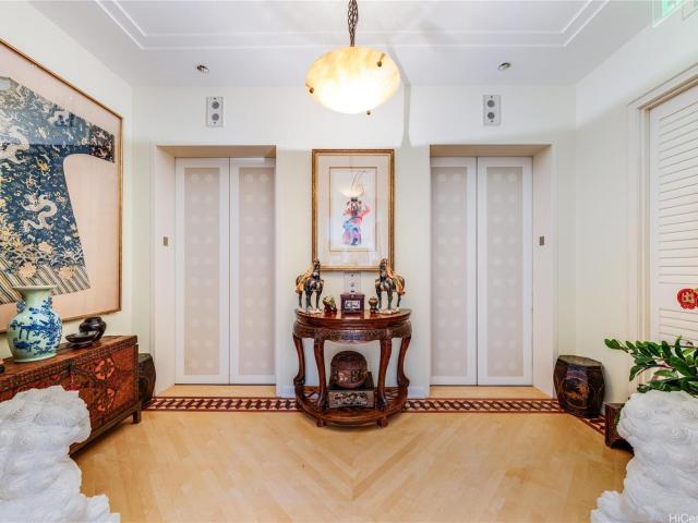 1740 S Beretania St, Unit 9, Honolulu, HI 96826 | MLS #202603