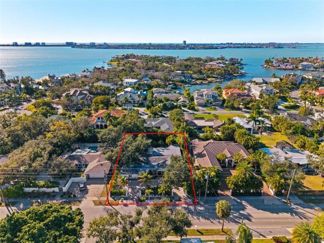 1740 S Orange Ave, Sarasota, FL 34239 | MLS #A4687