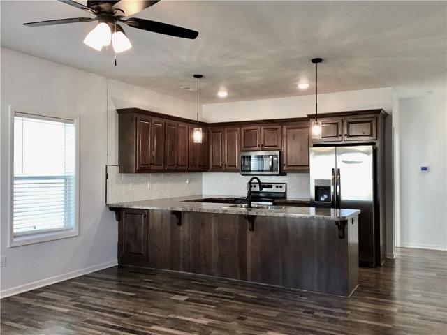 1740 S Park Dr, Tonganoxie, KS 66086 | Compass