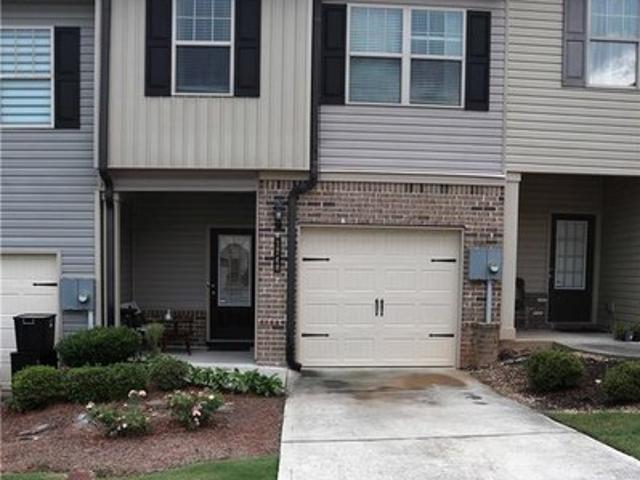 1740 Snapping Ct, Winder, GA 30680