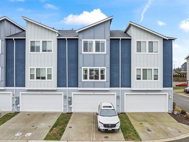 17411 th Avenue Ct E Unit F, Puyallup, WA 98374