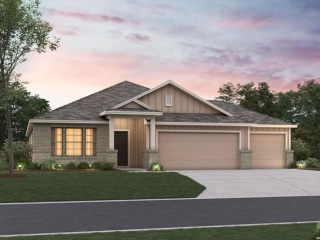 17415 Elder Walnut Dr, Elmendorf, TX 78112
