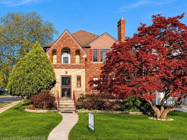 17416 Indiana St, Detroit, MI 48221