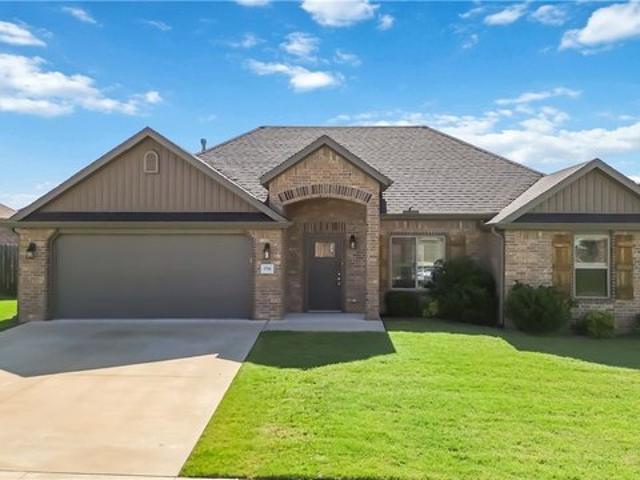 1741 Charismatic Dr, Prairie Grove, AR 72753