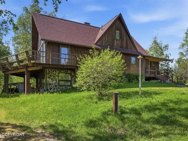 1741 E Mary Red Cir, Wasilla, AK 99654
