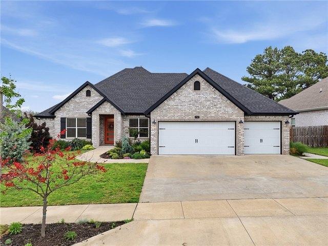 1741 Grace Pl, Bentonville, AR 72713