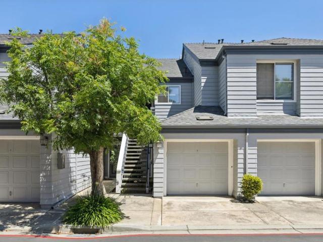 1741 Parkview Green Circle