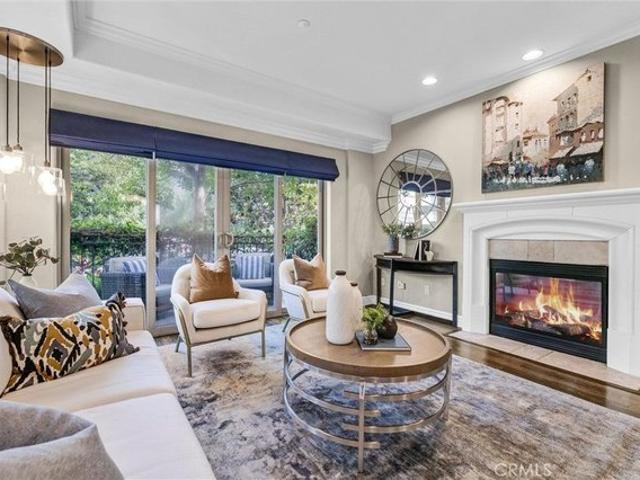 1741 S Bentley Ave Apt 1, Los Angeles, CA 90025