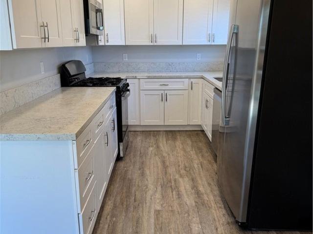 1741 Tustin Ave 27, Costa Mesa, CA