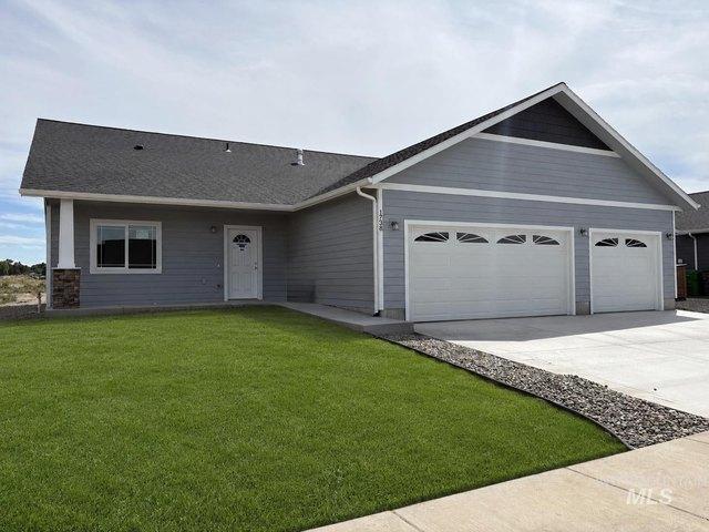 1741 Yellowstone Ct, Lewiston, ID 83501