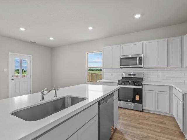 17423 Yellow Pine Dr, Elmendorf, TX 78112 | MLS #1946
