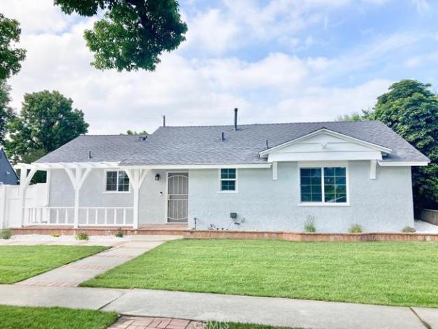 17427 Keswick St, Northridge, CA 91325
