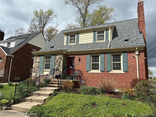 17427 Quincy St, Detroit, MI 48221