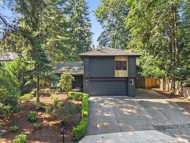 17427 SW Rivendell Dr, Portland, OR 97224