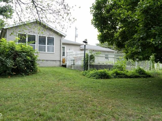 17428 Little Eagle Creek Ave, Westfield, IN 46074