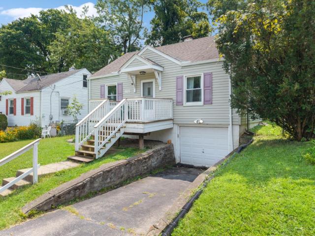 1742 Ashbrook Drive