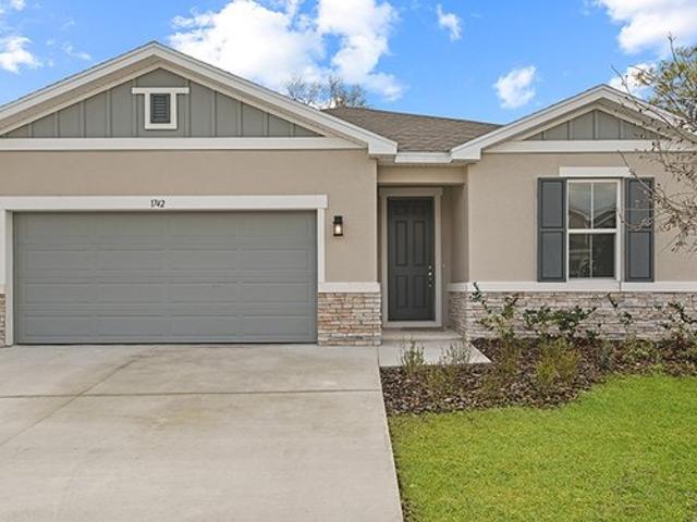 1742 Carnelian St, Deland, FL 32720