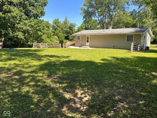 1742 E Range Line Road