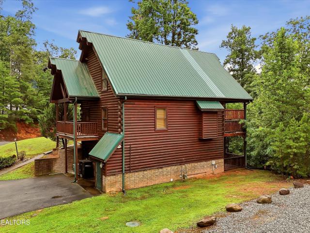 1742 Elk Springs Way
