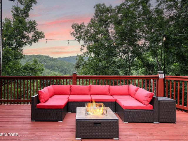1742 Pulaski Lane