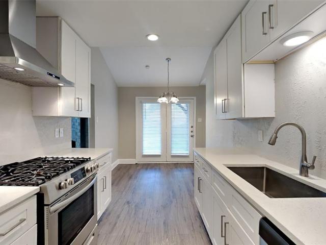 1742 Sterling Lane
