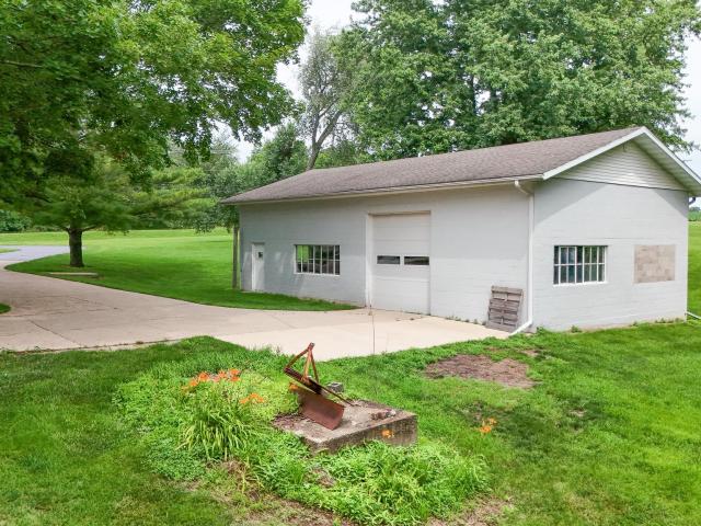 1742 Wolverine Road