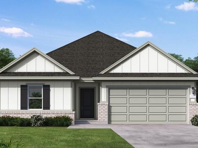 17430 Yellow Pine Dr, Elmendorf, TX 78112
