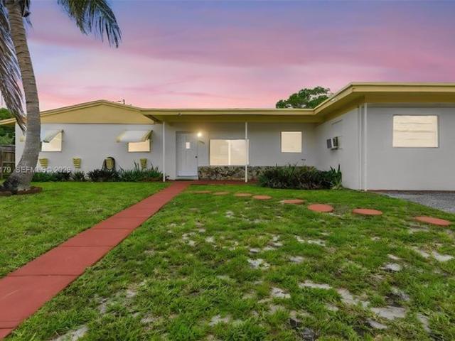 17432 NW 48th Ct, Miami Gardens, FL 33055
