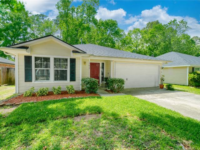 17435 Typhoon Way, Crosby, TX 77532 | MLS #93362