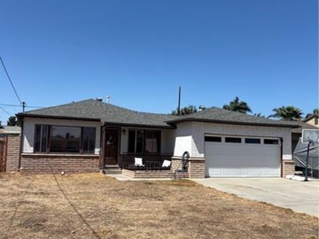 17436 Malaga St, Fontana, CA 92336