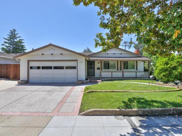 1743 Calgary Dr, Sunnyvale, CA 94087