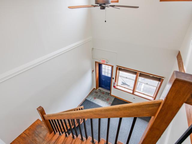1743 DEWEY Avenue