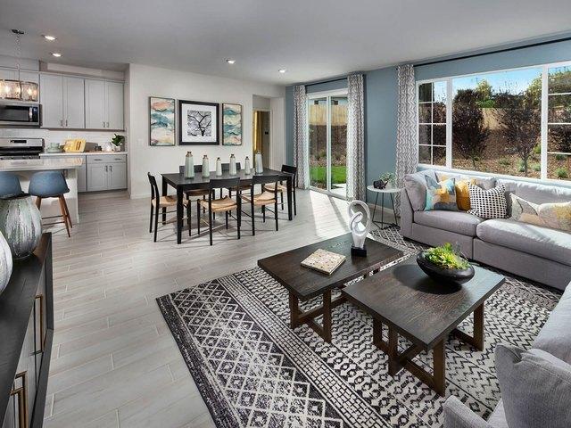 1743 Eagle River Ave, Manteca, CA 95337