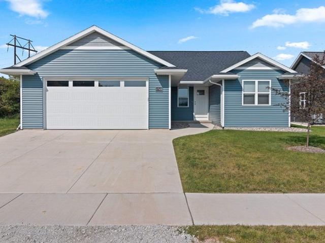 1743 Honor St, Neenah, WI 54956
