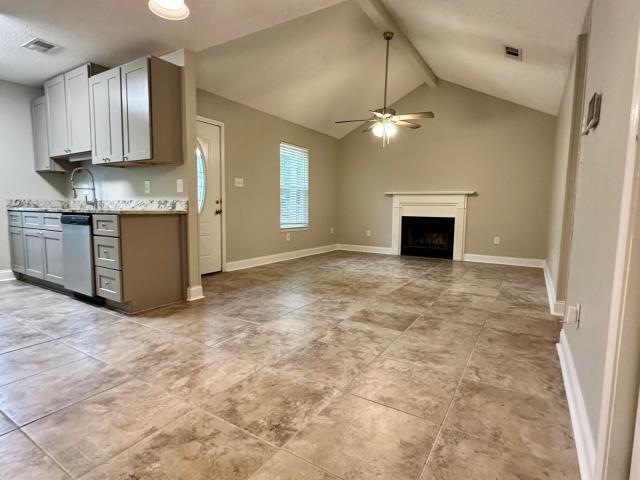 1743 James Buchanan Drive