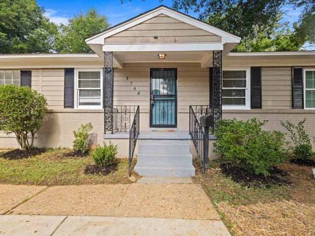 1743 S Perkins Rd, Memphis, TN 38117