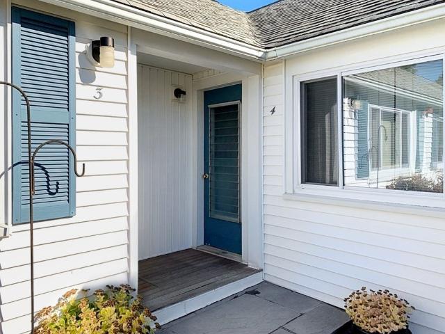 174 Captain Chase Rd # 4