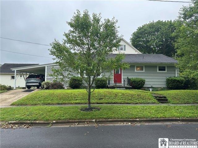 174 Clyde Ave, Jamestown, NY 14701