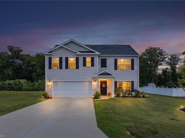 174 Culloden Dr, Mocksville, NC 27028