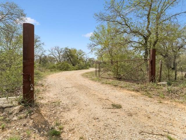 174 Adcock Ln Lot 0, Somerset, TX 78069