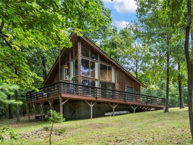 174 Black Bear Rd, Kansas, OK 74347