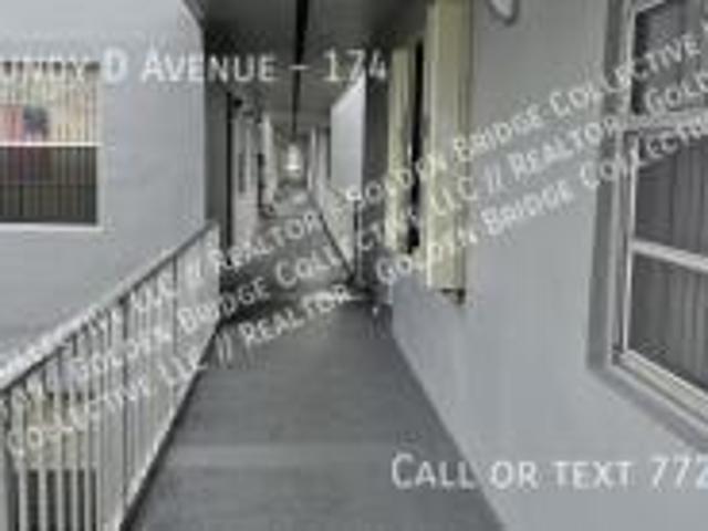 174 Burgundy D Avenue, 2 beds, 2 full baths