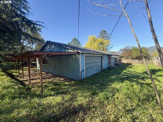 174 Esther Ct, Myrtle Creek, OR 97457