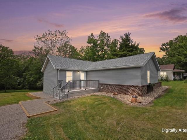 174 Homestead Dr, Pickerington, OH 43147